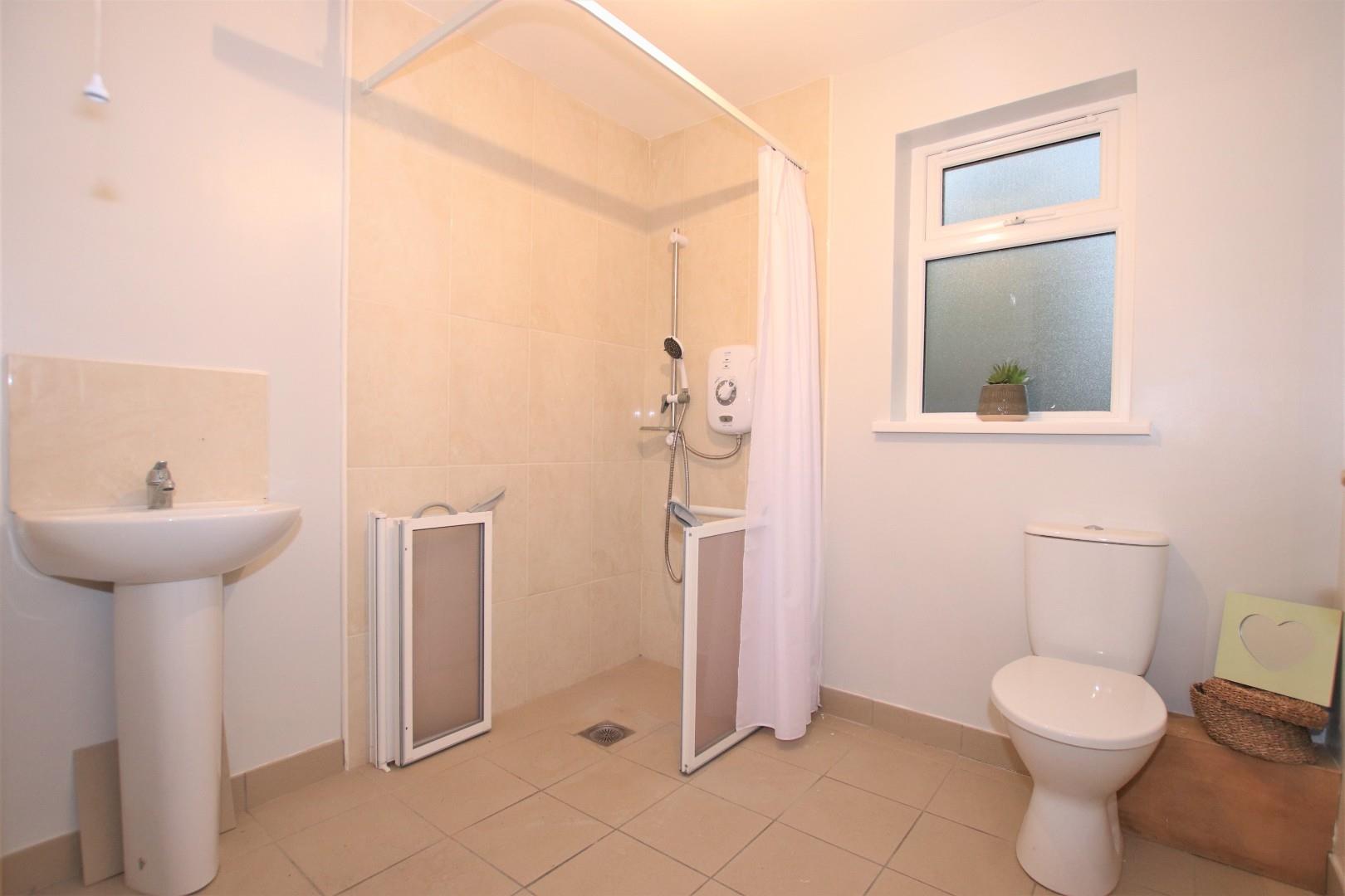 5 Eastbank, Strathfoyle, Derry/Londonderry BT47 6UW - SSTC - Homepage ...